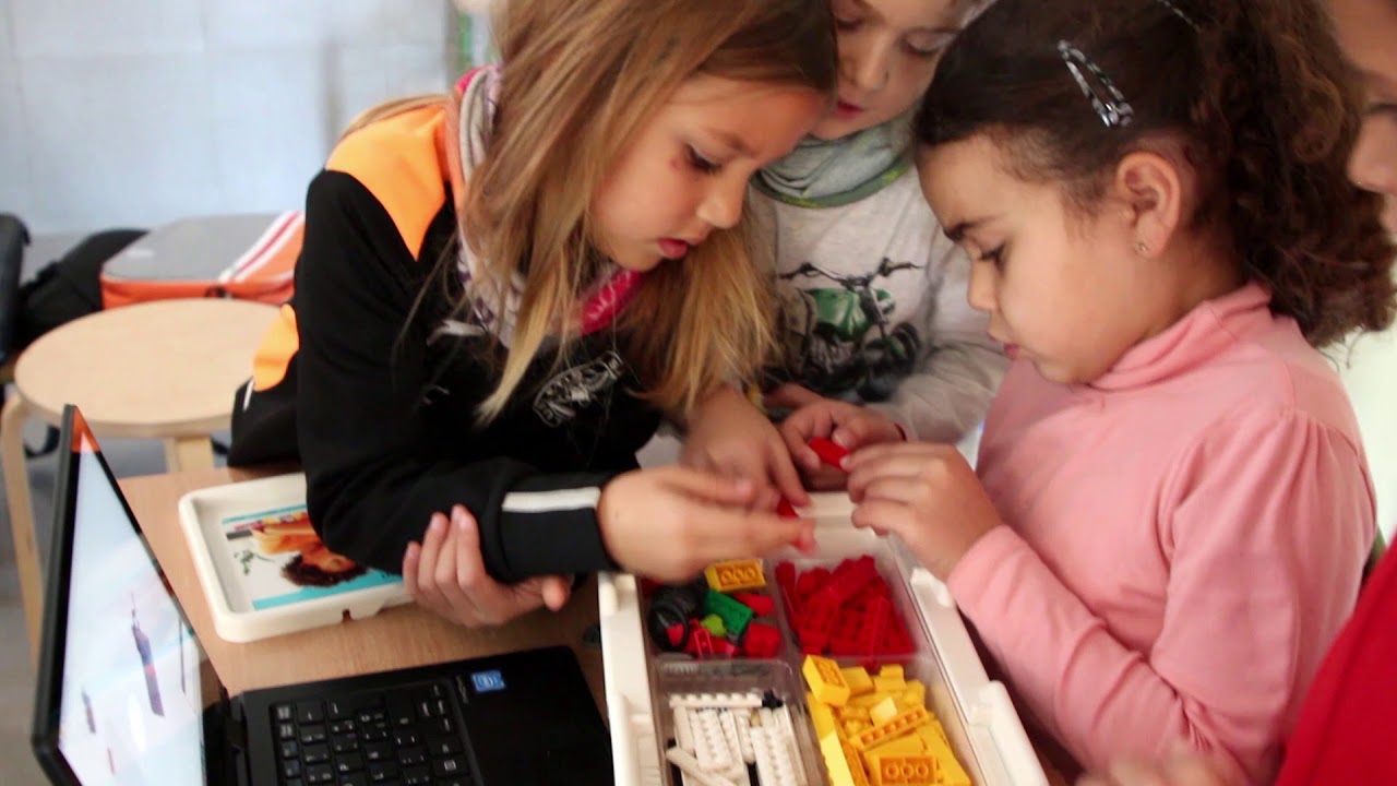 Hora del Codi CEIP Son Basca (Resum 4.12.17) - YouTube