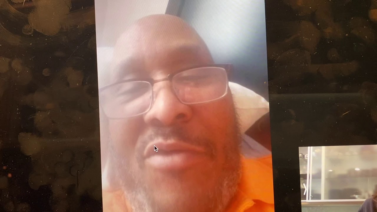 Lonnie Wilson remembers his cousin Hecky Powell - YouTube