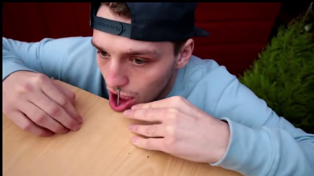 YOUTUBE REWIND 2017 BUT EVERYTIME IT'S CRINGY TGF BRO HURTS THEM SELVES ...