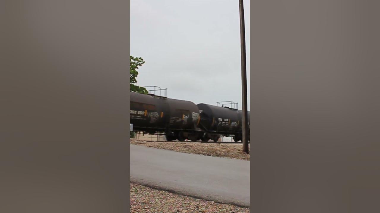 CSX 865, UP 4179 & BNSF GEVO Leading SB Manifest in Spring Hill, KS on 5-24-14 - YouTube