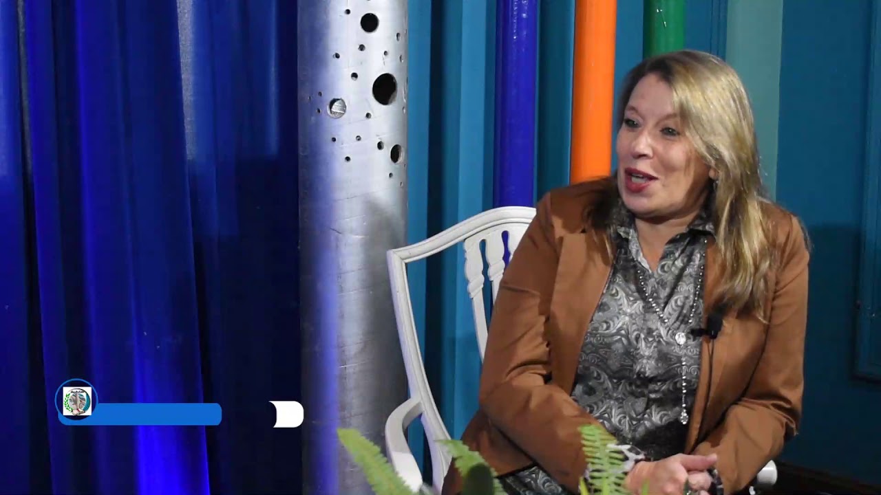 Biografías de Acá Entrevista a Monica Musa - YouTube