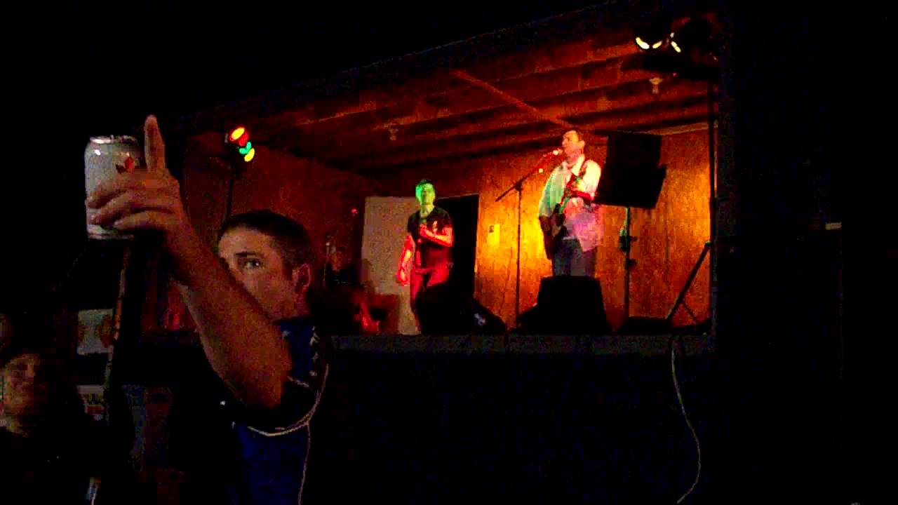 deb dwyer at botwood day - YouTube