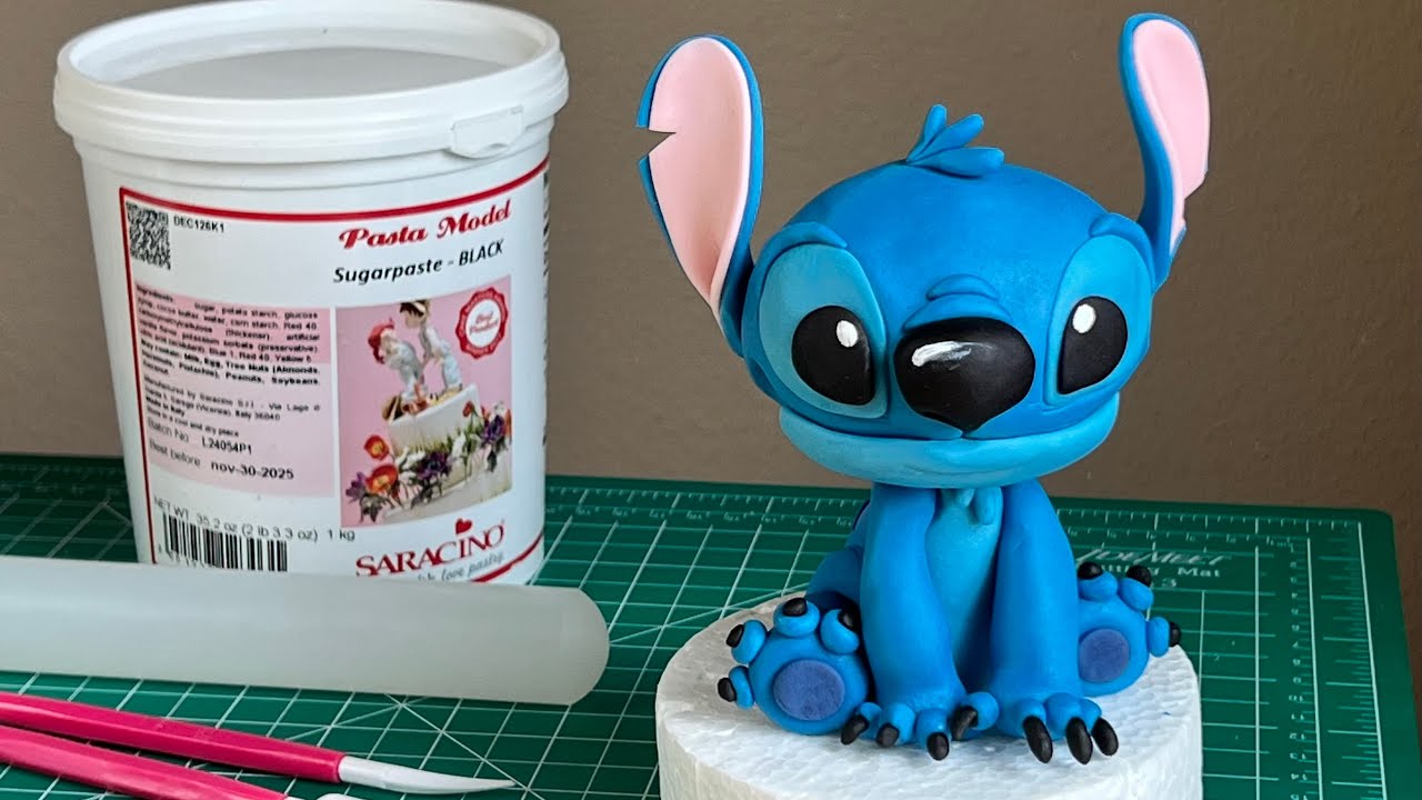 Sculpt with me - Fondant Stitch Cake Topper - YouTube