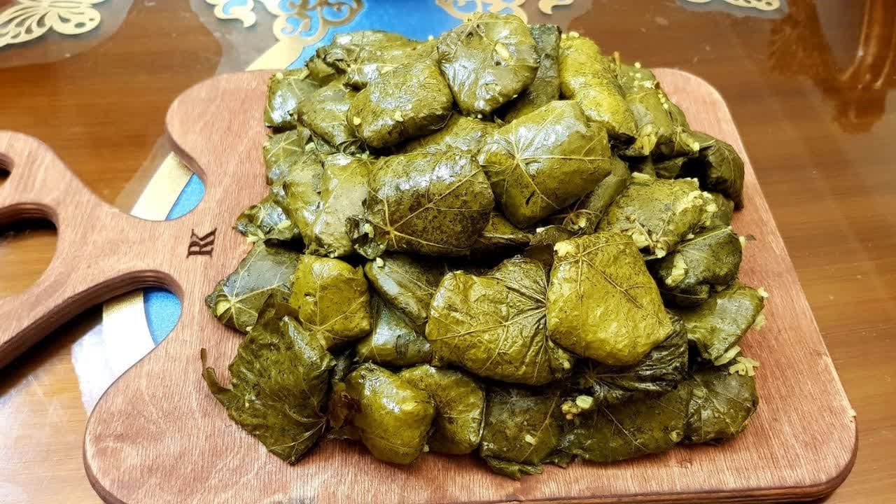 Dolmeh barg mo: Do you have grape leaves and yogurt at home?You will be ...