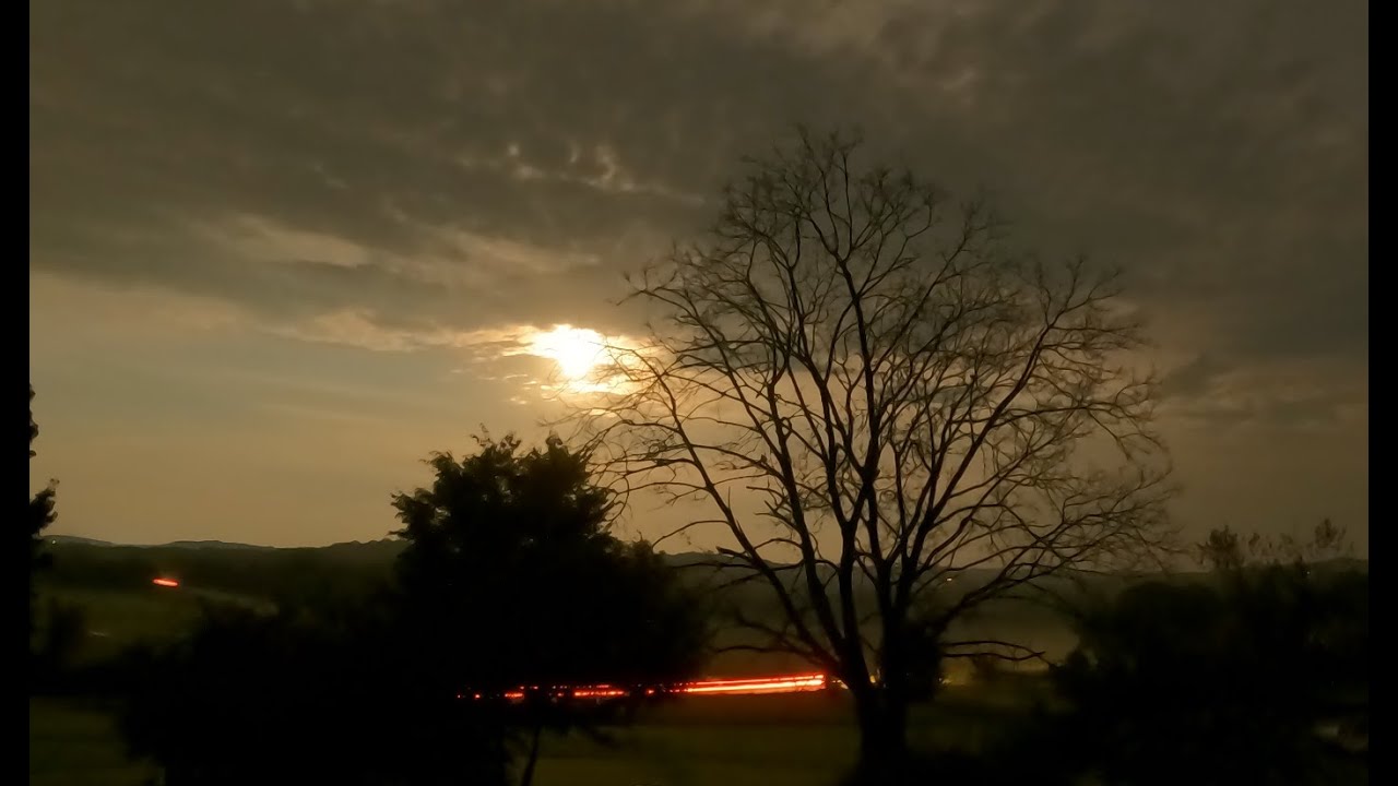 Steve & Katie's Farm Time Lapse 4K Moonrise to Sunrise - YouTube