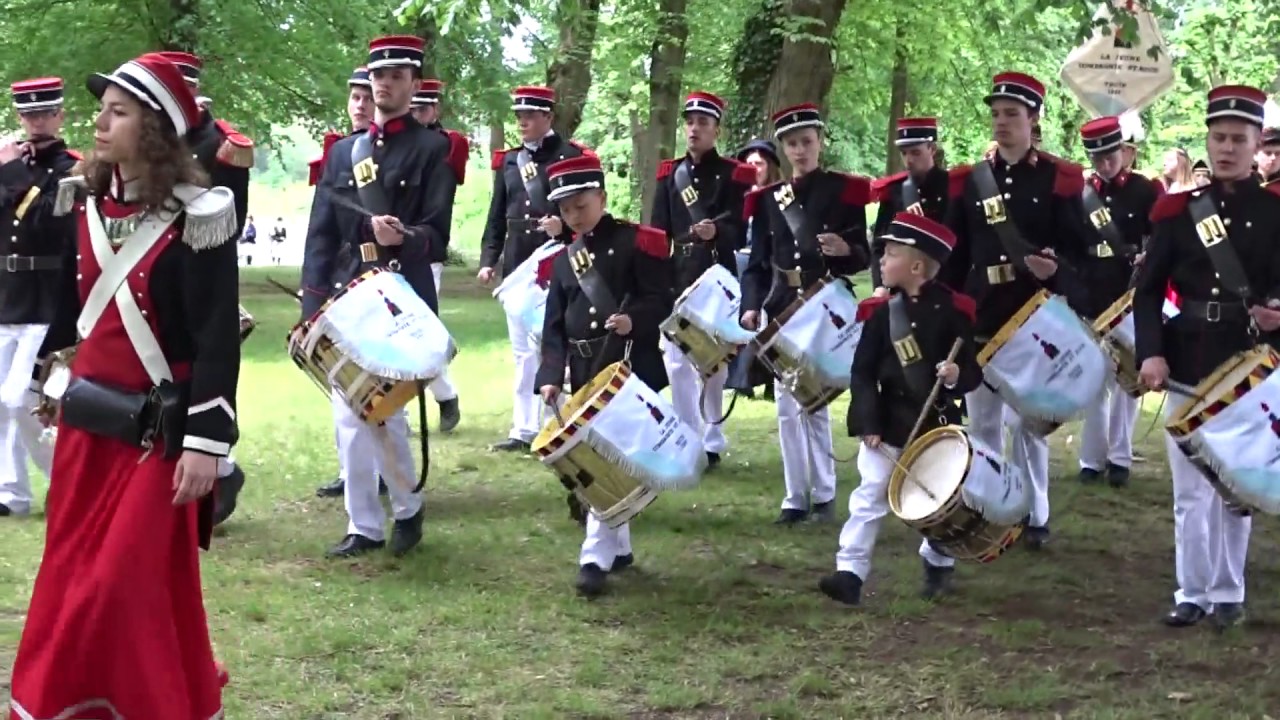 Marche Saint Roch à Thuin 2017 - YouTube