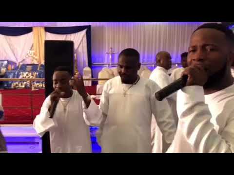 Baba Ara songs ministered @ C.C.C Living Word Parish - YouTube