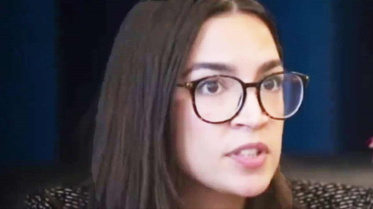 AOC got heckled..AGAIN - YouTube