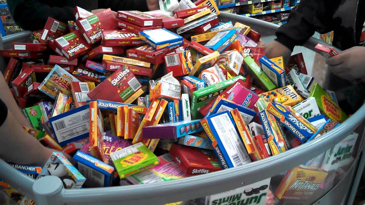 Candy prank @ walmart - YouTube