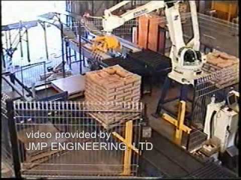 Palletizing Bags of Garnet - Kawasaki Robotics - YouTube