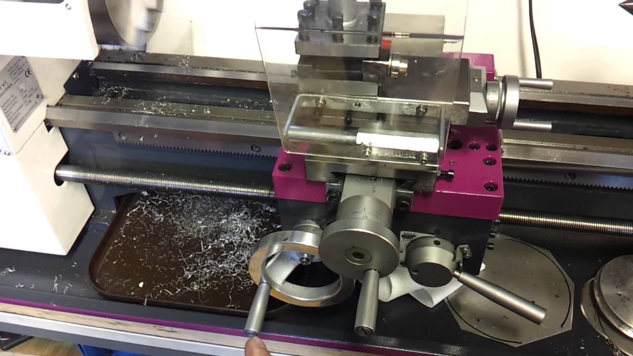 Quantum d250x550 vario lathe - YouTube