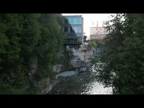 EXPERIENCE THRILLING FLIGHT IN 4K: Through a section of the Elora Gorge ...