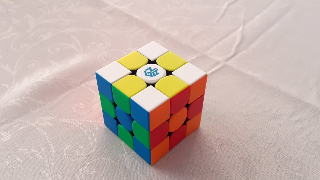 Unboxing 💫 GAN 356M💫 (my first gancube) - YouTube