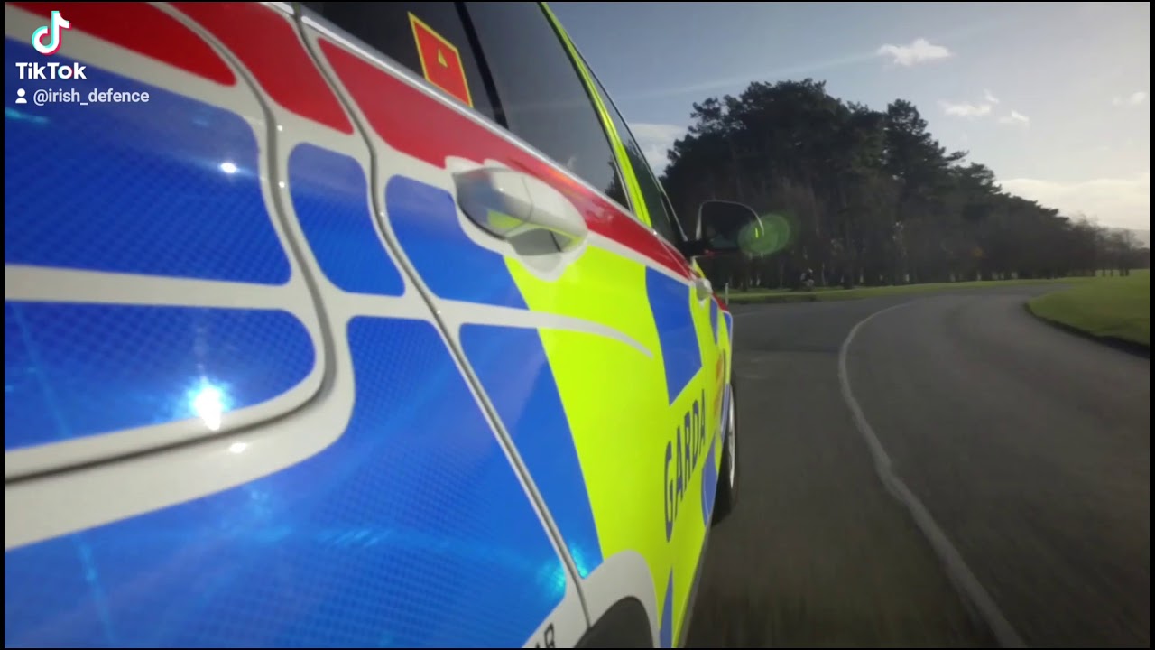 Gardaí BMWs x5 Garda cars - YouTube