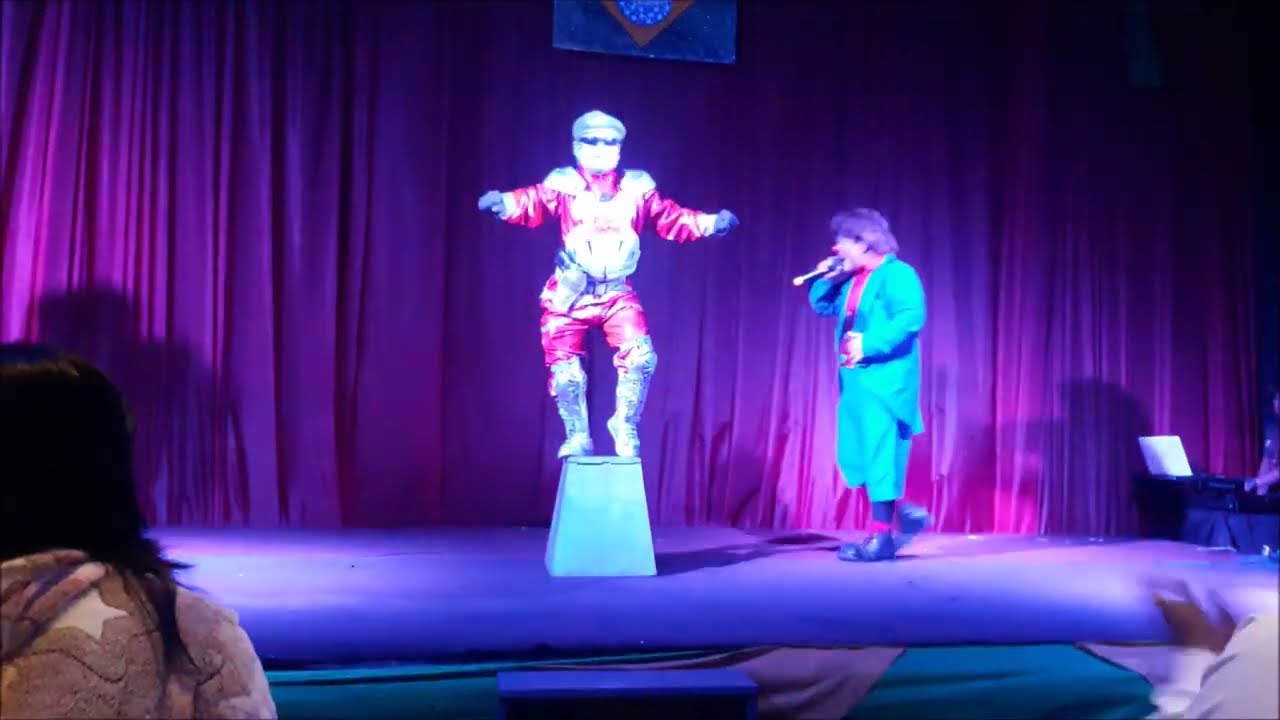 Show En Circo - Robotín Del Perú (2017) - YouTube