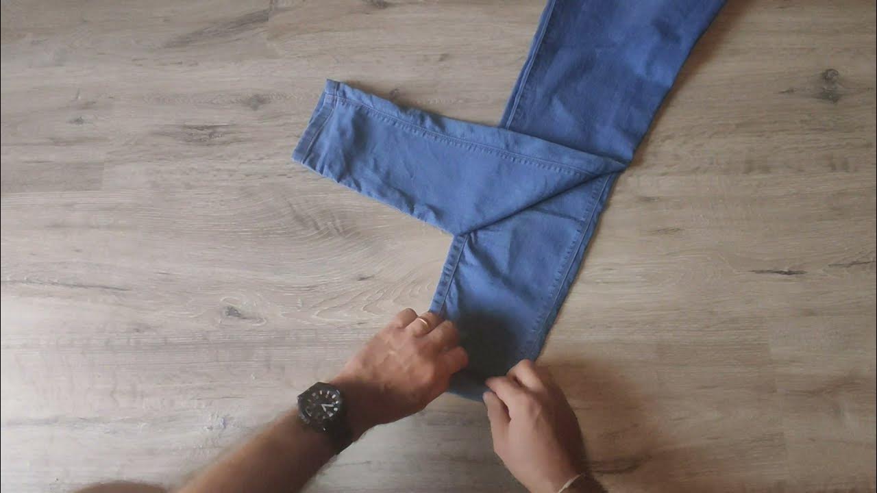 Comment Plier Un Pantalon En Le Roulant Youtube