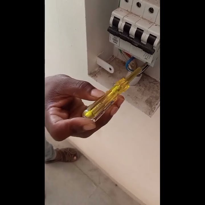 TESTING AND NUMBERING OF MCB #wireman #electrical #mcb - YouTube