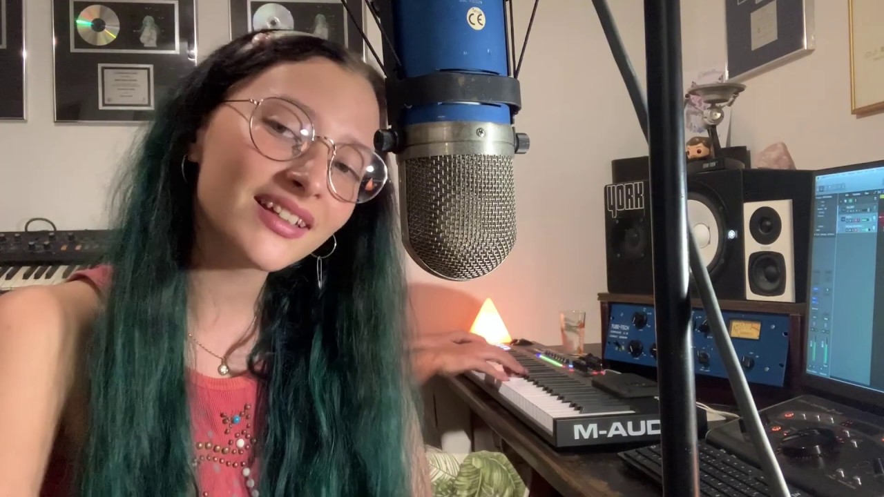 Au/Ra - Golden (Harry Styles Cover) Deezer Stay At Home Session - YouTube