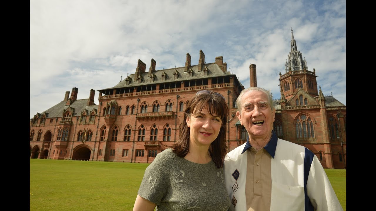 Comedian and River City actor Johnny Beattie dies aged 93 - YouTube