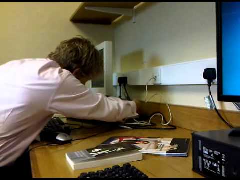 Idiot blows up computer - YouTube