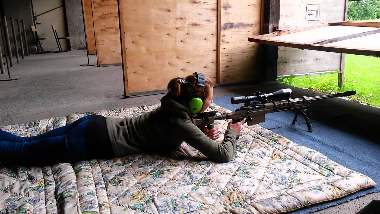 Cute Girl Shoots .338 LAPUA MAGNUM Sniper Rifle (300m range) - YouTube