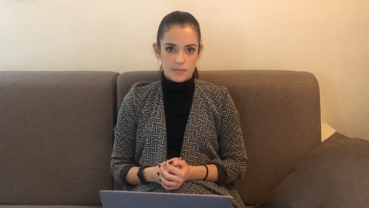 Aeroporto Gino Lisa l'on Rosa Menga risponde a Emiliano - YouTube