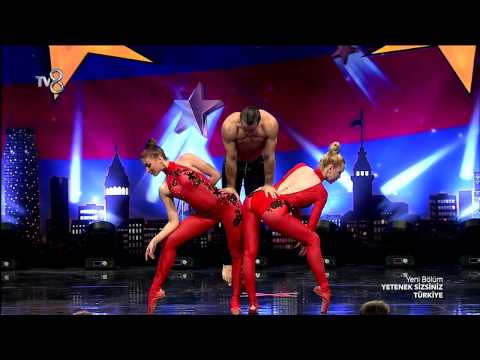 Yetenek Sizsiniz Momento Di Passion'ın Özel Dans Gösterisi (6.Sezon 17.Bölüm)