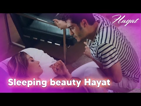 Hayat is peaceful next to Murat | Hayat (Hindi Dubbed)