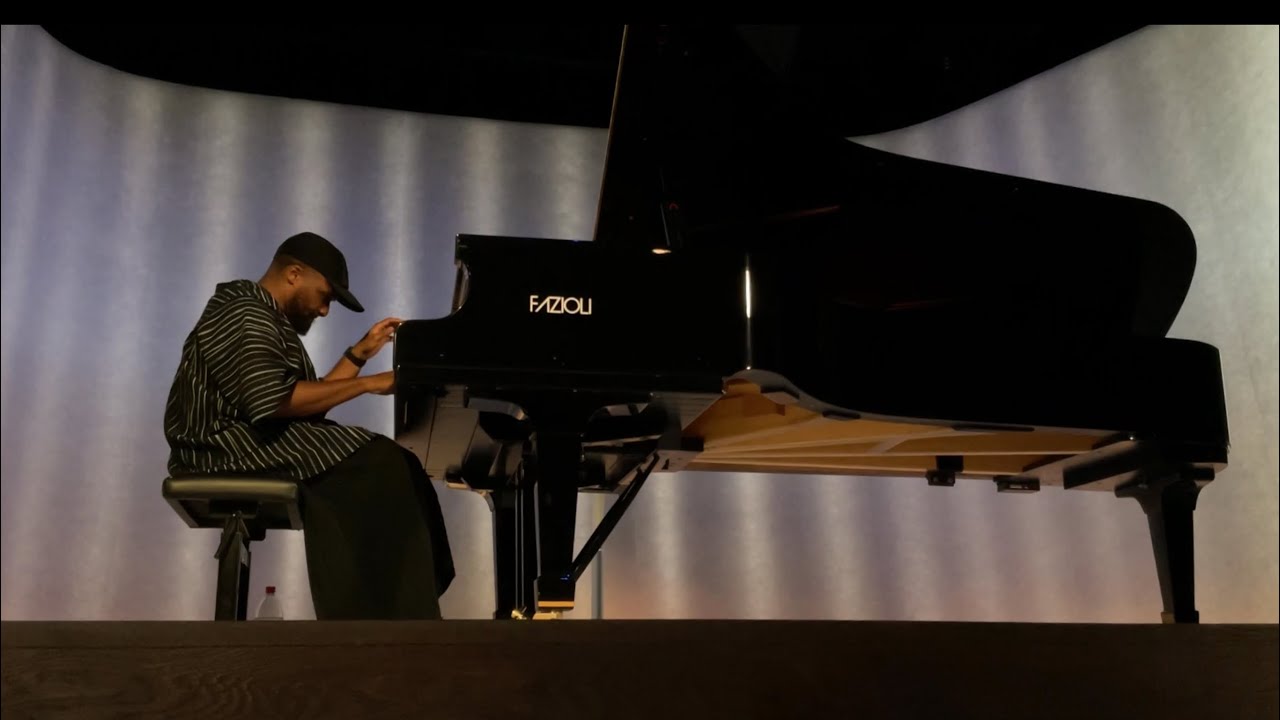 Sullivan Fortner | Yesterday - Paul McCartney - YouTube