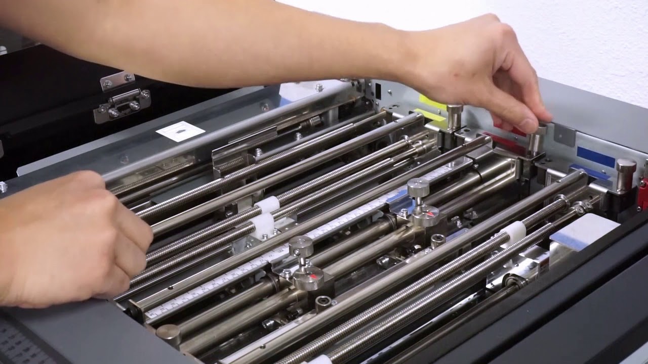 Duplo DC 618 Slitter Creaser Cutter with Perforation - YouTube