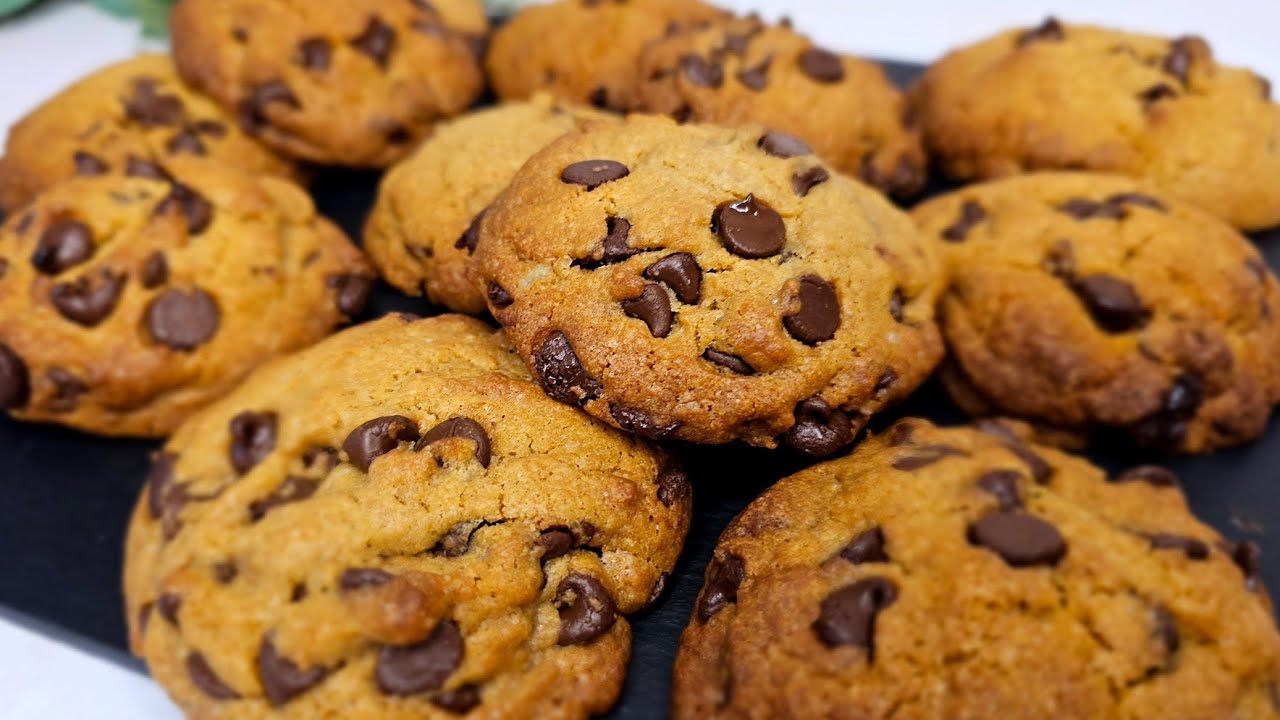 10 Minutes Chocolate Chip Cookies Recipe Soft And Chewy - YouTube