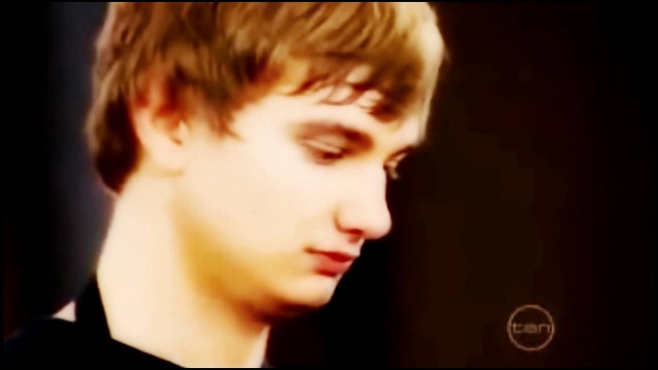 Matthew Caldicott & Callum Hann // Yes and No - YouTube