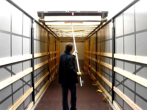 Sluiten schuifdak Sande Logistics - YouTube