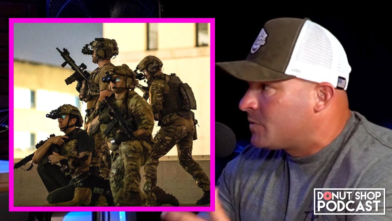 WHAT ARE THE DIFFERENT POSITIONS ON A POLICE SWAT TEAM? - YouTube