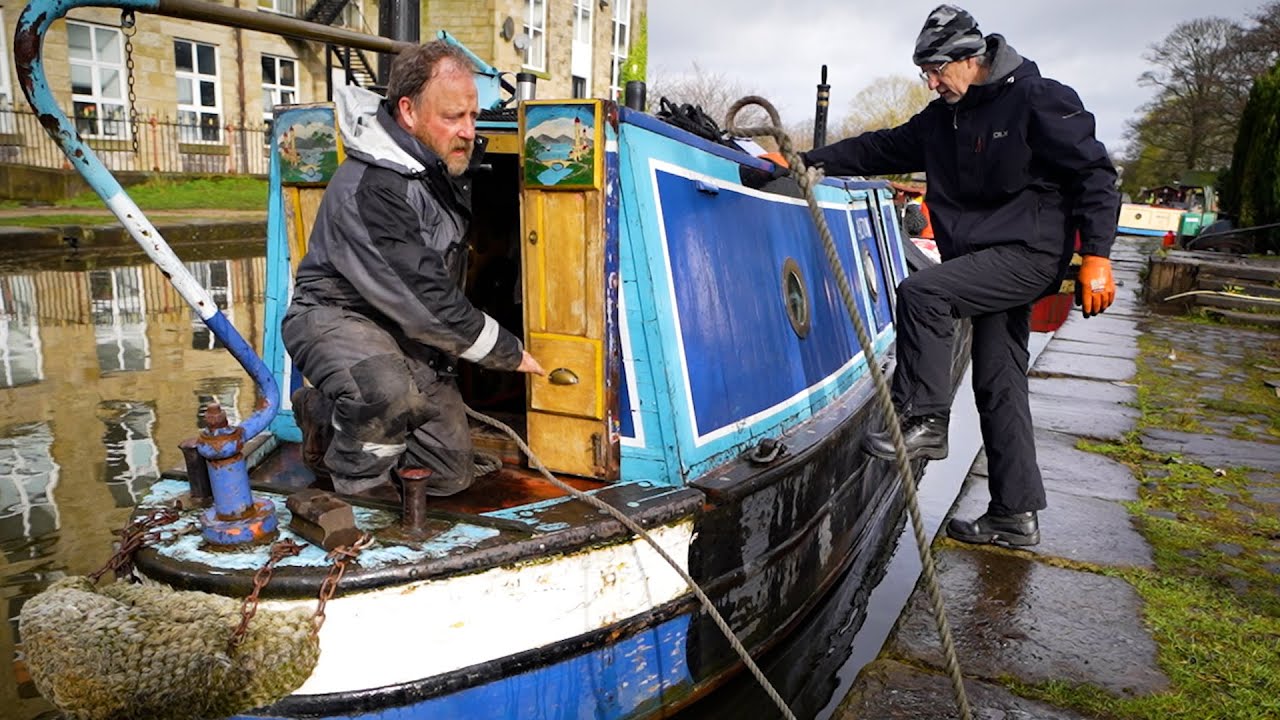 How fuel boats work - YouTube