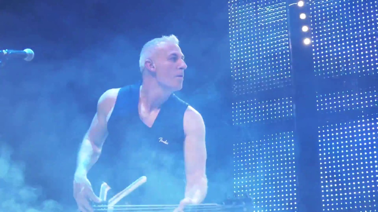 FOREVER / MONSTERS OF ROCK / RIFF RAFF ( AC/DC ) - YouTube