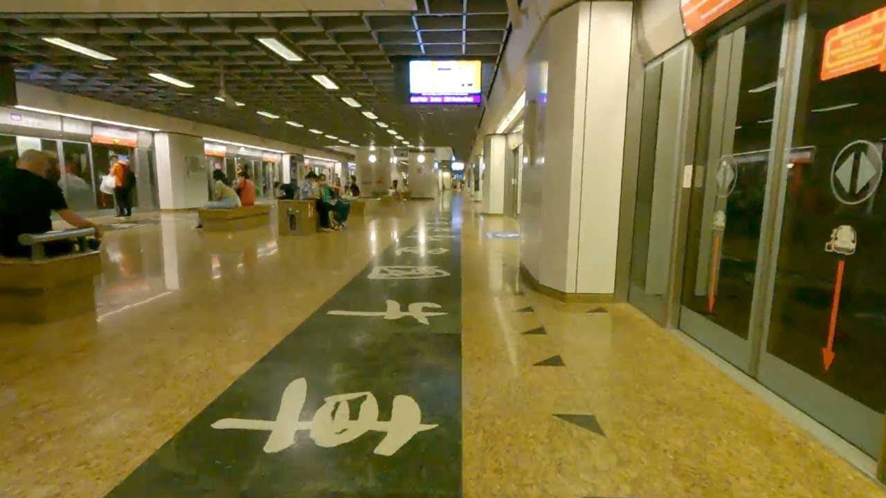 Singapore MRT ride from Chinatown to Clementi train station - YouTube