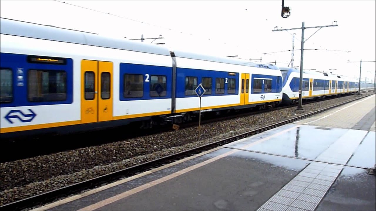 2629@2407 SLT, arriving+leaving,189 and VIRM IV@VIRM IV passing station ...