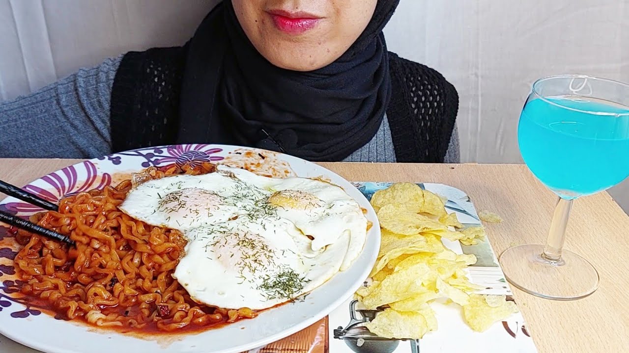 asmr mokbang noodles - YouTube