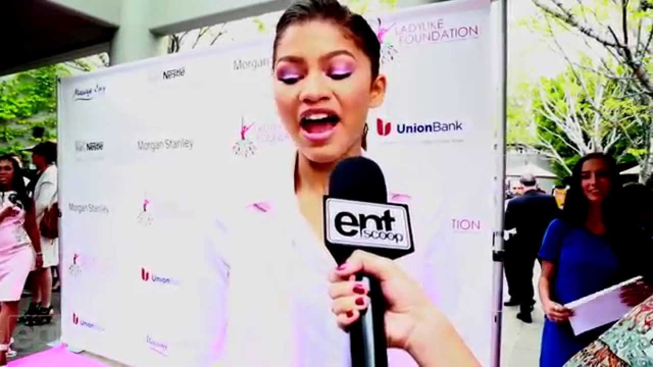 Zendaya Interview: A Future College Graduate and Loves OITNB! - YouTube
