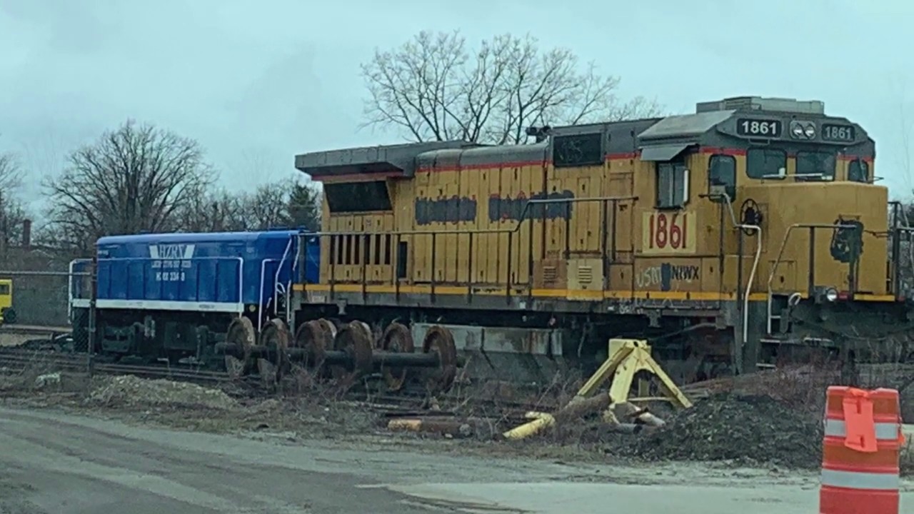 A Visit to the Fairport Ohio HZRX Locomotive Leasing Company - YouTube