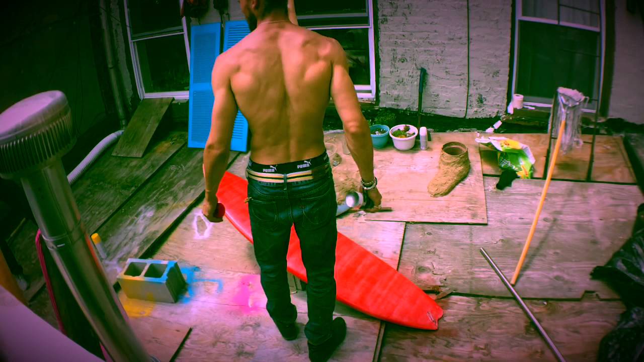 Krylon Spray paint tutorial Red Surfboard Art Diy - YouTube