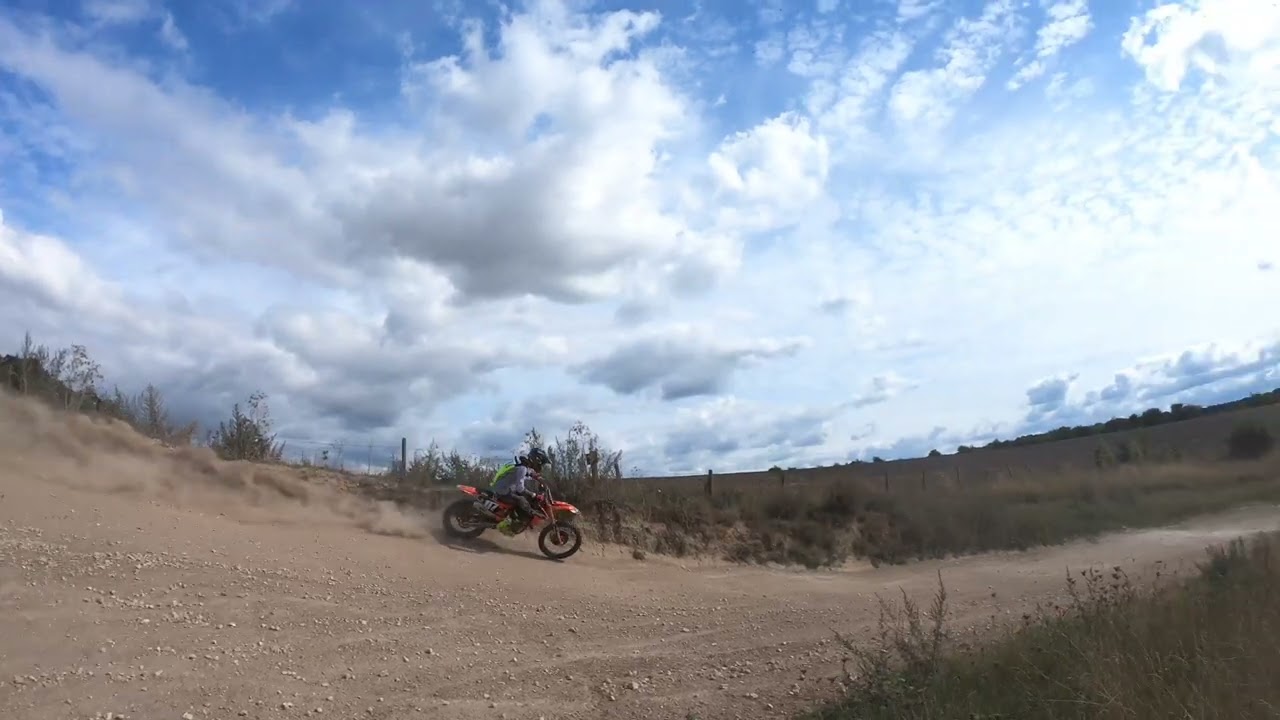 ktm 250 tapped out at ashdown mx - YouTube