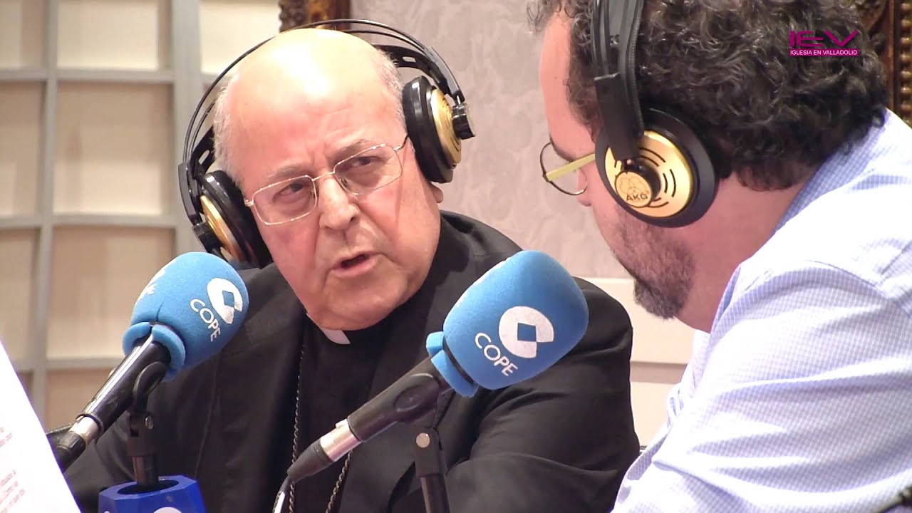 Entrevista a Mons. Ricardo Blázquez en La Linterna de Cadena COPE - YouTube