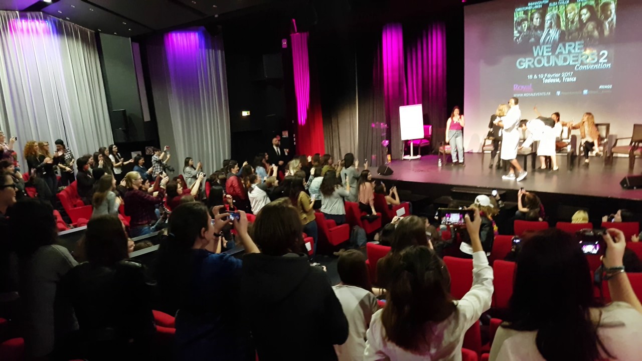 Wag 2 arrival of the cast - YouTube