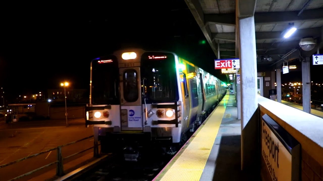 MTA Long Island Rail Road : 14-Car M9 Test Train @ Freeport Station ...