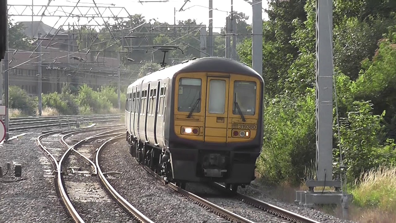 (HD) First Capital Connect Class 319 & 377s on the - Thameslink route ...