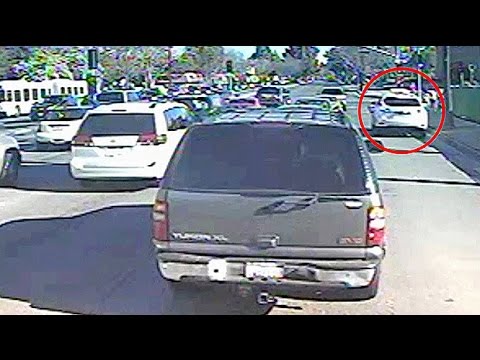 Google self-driving car crashes into bus in California - YouTube