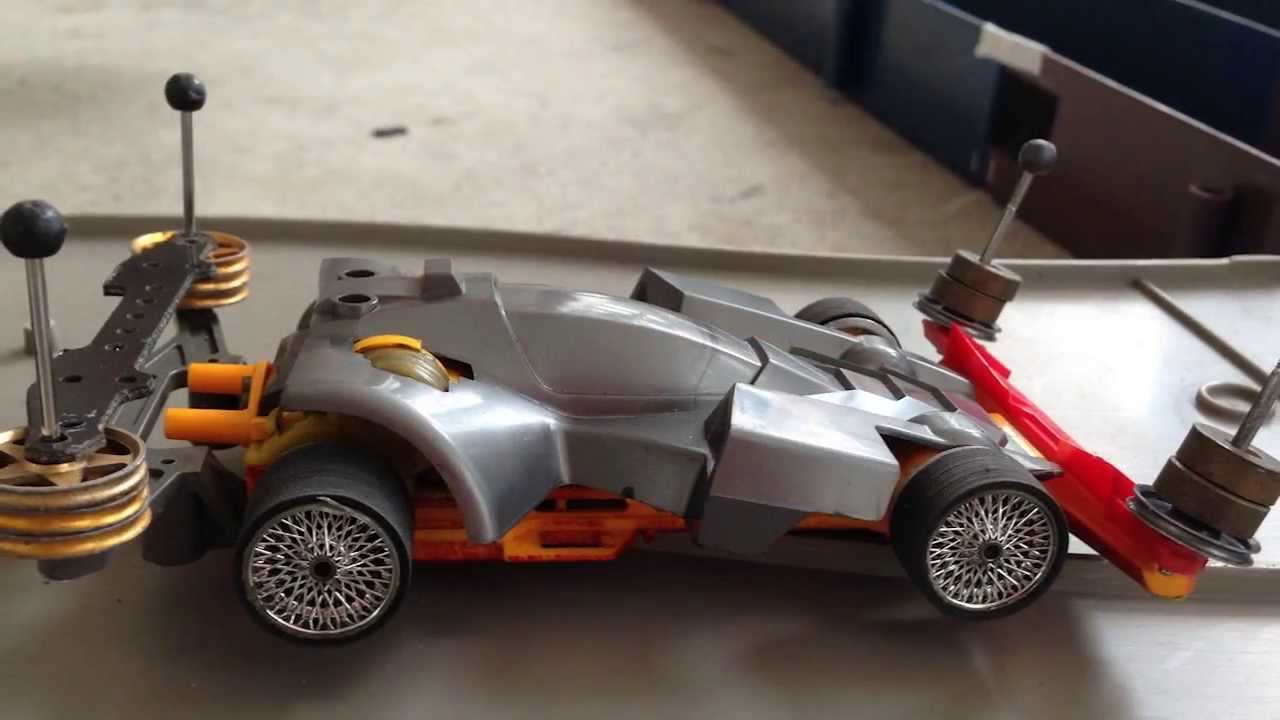 TAMIYA MINI 4WD PRIVATE RACE Highlight (Woodland) 14th July 2013 - YouTube