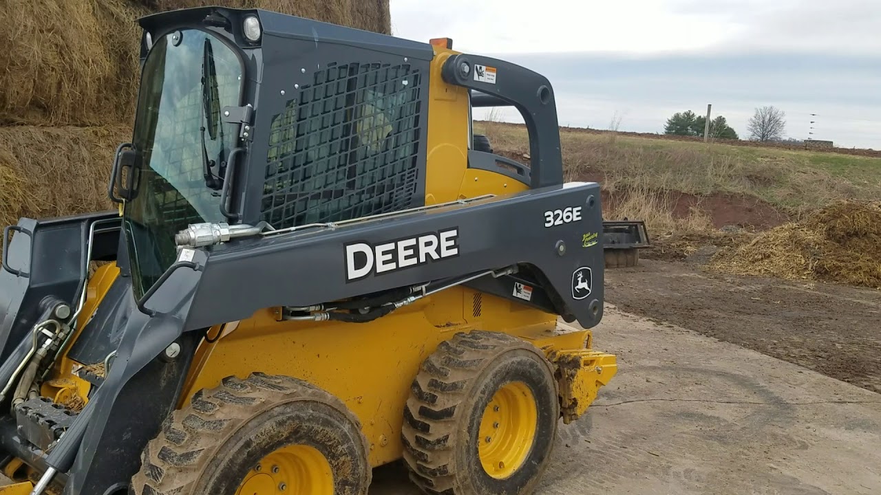We finally got the John Deere 9550 combine running and moved - YouTube